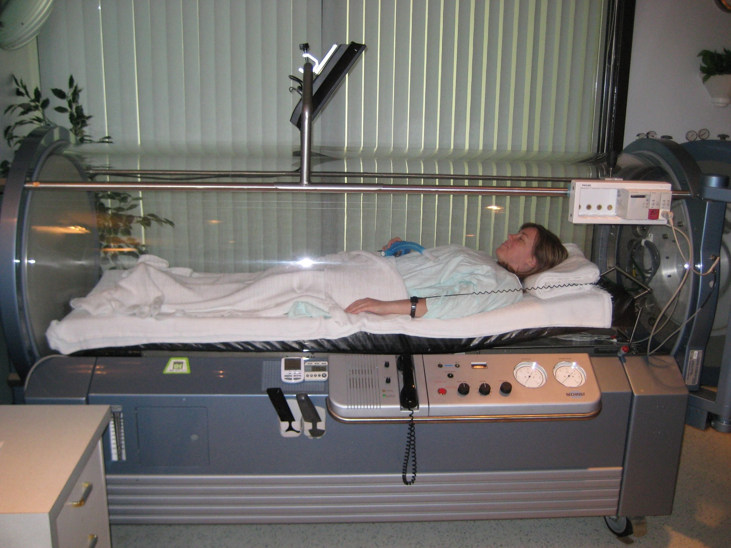 Hyperbaric o2 chamber: What are successful treatment procedures?